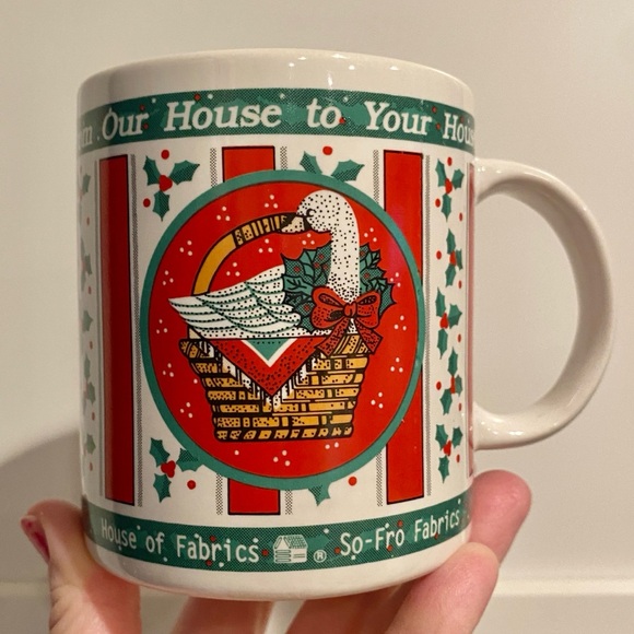 House of Fabrics | Kitchen | Vintage House Of Fabrics Holiday Mug ...